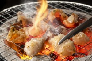 【BBQを七輪で】料理も焚火もこれ一つ、キャンプで七輪をオススメする5つの理由 | らくキャン SAGAMIHARA